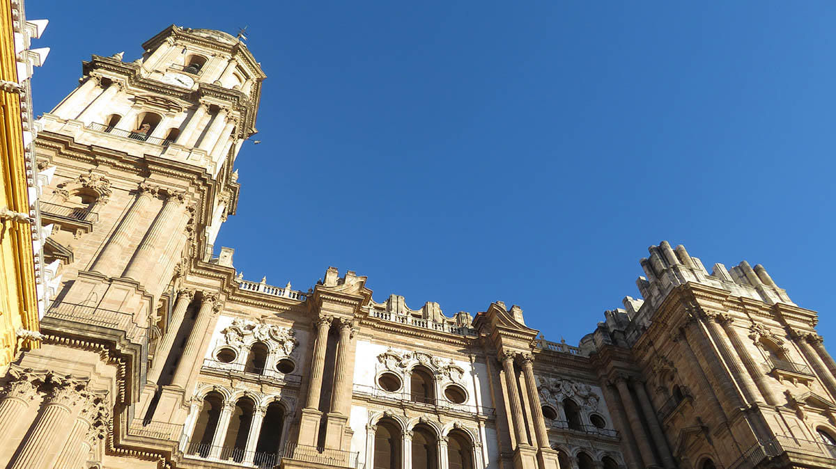 The One-Armed Lady / La Manquita – Moving with Mitchell